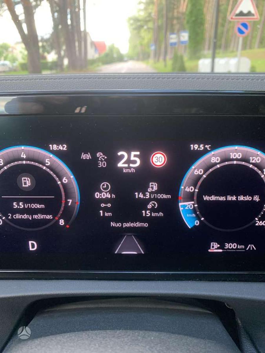 Pelēks Volkswagen Tiguan 2025 Birštonas, ar dzinēja tilpumu 1.50 L un nobraukumu 990 tūkst. km par 34900 €, foto 9 vietnē AUTOMOTO.COM.LV
