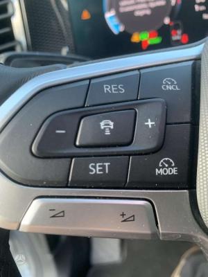 Pelēks Volkswagen Tiguan 2025 Birštonas, ar dzinēja tilpumu 1.50 L un nobraukumu 990 tūkst. km par 34900 €, foto 20 vietnē AUTOMOTO.COM.LV