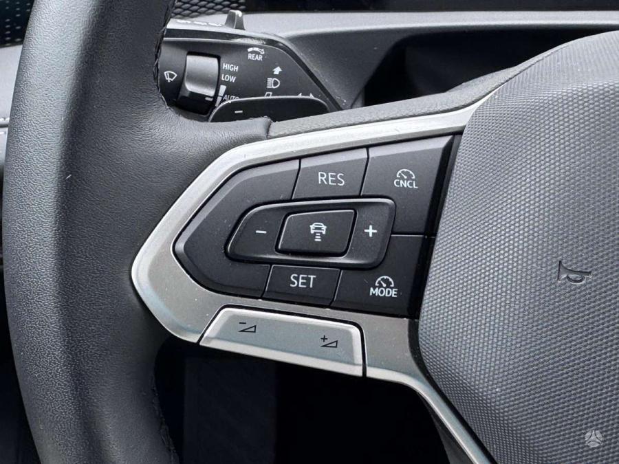 Pelēks Volkswagen Tiguan 2025 Viļņa, ar dzinēja tilpumu 2.00 L un nobraukumu 64 tūkst. km par 35950 €, foto 14 vietnē AUTOMOTO.COM.LV