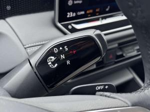 Pelēks Volkswagen Tiguan 2025 Viļņa, ar dzinēja tilpumu 2.00 L un nobraukumu 64 tūkst. km par 35950 €, foto 17 vietnē AUTOMOTO.COM.LV
