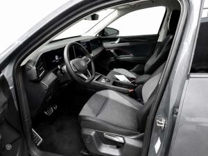 Grey Volkswagen Tiguan 2025 in Vilnius, with an engine capacity of 1.50 L and mileage of 26 thousand km for 28900 €, photo 4 on AUTOMOTO.COM.LV