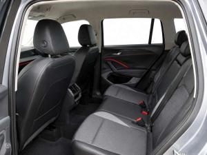 Grey Volkswagen Tiguan 2025 in Vilnius, with an engine capacity of 1.50 L and mileage of 26 thousand km for 28900 €, photo 5 on AUTOMOTO.COM.LV