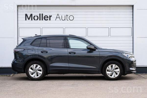 Pelēks Volkswagen Tiguan 2025 Rīga, ar dzinēja tilpumu 1.50 L un nobraukumu 30 tūkst. km par 31950 €, foto 6 vietnē AUTOMOTO.COM.LV