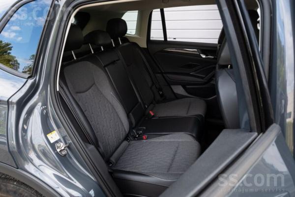 Pelēks Volkswagen Tiguan 2025 Rīga, ar dzinēja tilpumu 1.50 L un nobraukumu 30 tūkst. km par 31950 €, foto 8 vietnē AUTOMOTO.COM.LV
