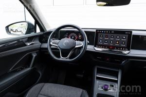 Grey Volkswagen Tiguan 2025 in Riga, with an engine capacity of 1.50 L and mileage of 30 thousand km for 30950 €, photo 9 on AUTOMOTO.COM.LV