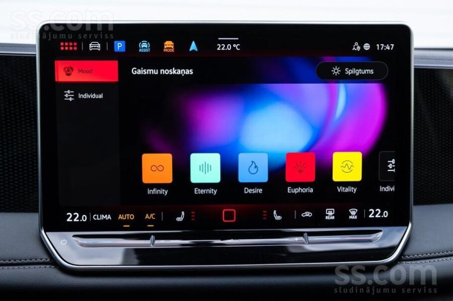 Grey Volkswagen Tiguan 2025 in Riga, with an engine capacity of 1.50 L and mileage of 30 thousand km for 30950 €, photo 17 on AUTOMOTO.COM.LV