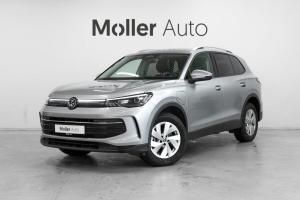 Pelēks Volkswagen Tiguan 2025 Viļņa, ar dzinēja tilpumu 1.50 L un nobraukumu 23 tūkst. km par 34500 €, foto  vietnē AUTOMOTO.COM.LV