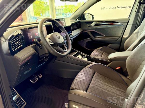 Grey Volkswagen Tiguan 2026 in Valmiera, with an engine capacity of 1.50 L and mileage of 8 thousand km for 49400 €, photo 7 on AUTOMOTO.COM.LV