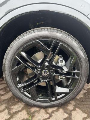 Grey Volkswagen Tiguan 2026 in Panevezys, with an engine capacity of 1.98 L and mileage of 0 thousand km for 51600 €, photo 5 on AUTOMOTO.COM.LV