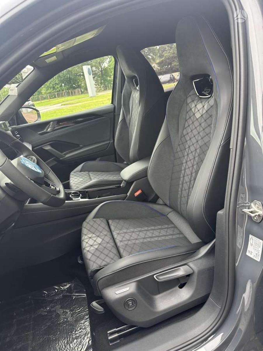 Grey Volkswagen Tiguan 2026 in Panevezys, with an engine capacity of 1.98 L and mileage of 0 thousand km for 51600 €, photo 15 on AUTOMOTO.COM.LV