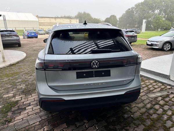 Grey Volkswagen Tiguan 2026 in Panevezys, with an engine capacity of 1.50 L and mileage of 0 thousand km for 33500 €, photo 6 on AUTOMOTO.COM.LV
