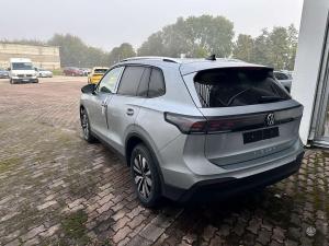 Pelēks Volkswagen Tiguan 2026 Panevēža, ar dzinēja tilpumu 1.50 L un nobraukumu 0 tūkst. km par 33500 €, foto 7 vietnē AUTOMOTO.COM.LV