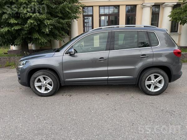 Grey Volkswagen Tiguan 2011 in Jelgava, with an engine capacity of 1.40 L and mileage of 236 thousand km for 7800 €, photo 8 on AUTOMOTO.COM.LV