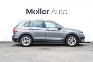 Pelēks Volkswagen Tiguan 2017 Rīga, ar dzinēja tilpumu 2.00 L un nobraukumu 211 tūkst. km par 13850 €, foto 5 vietnē AUTOMOTO.COM.LV