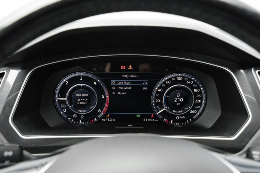 Pelēks Volkswagen Tiguan 2017 Rīga, ar dzinēja tilpumu 2.00 L un nobraukumu 211 tūkst. km par 13850 €, foto 10 vietnē AUTOMOTO.COM.LV