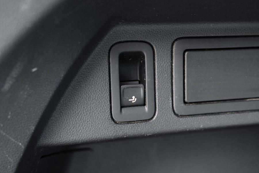Pelēks Volkswagen Tiguan 2017 Rīga, ar dzinēja tilpumu 2.00 L un nobraukumu 211 tūkst. km par 13850 €, foto 21 vietnē AUTOMOTO.COM.LV