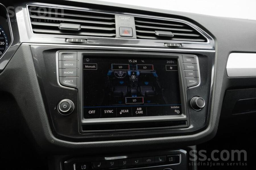 Grey Volkswagen Tiguan 2017 in Riga, with an engine capacity of 2.00 L and mileage of 211 thousand km for 13850 €, photo 28 on AUTOMOTO.COM.LV