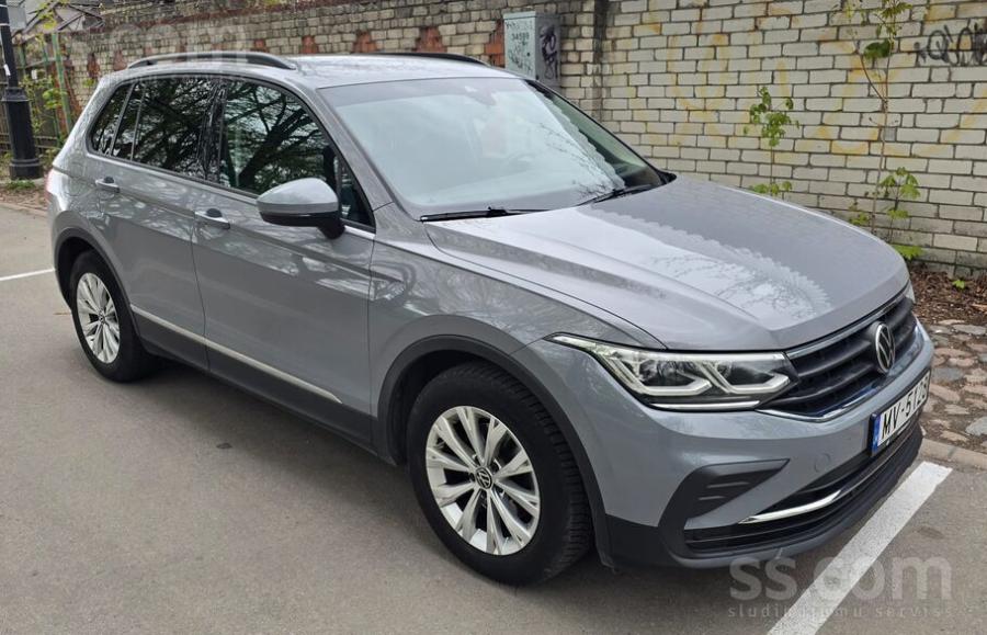 Pelēks Volkswagen Tiguan 2021 Rīga, ar dzinēja tilpumu 1.50 L un nobraukumu 64 tūkst. km par 21500 €, foto 5 vietnē AUTOMOTO.COM.LV