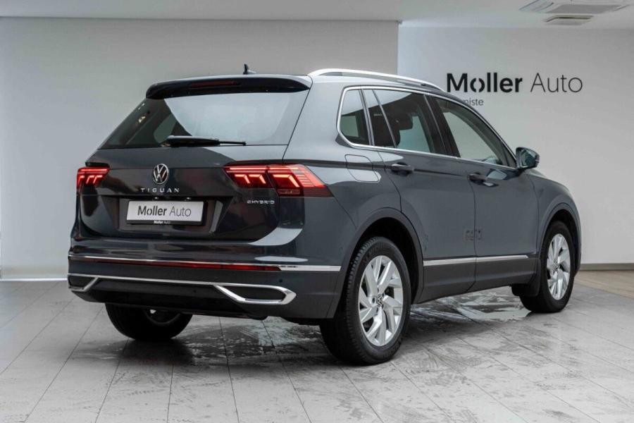 Grey Volkswagen Tiguan 2022 in Peetri, with an engine capacity of 1.40 L and mileage of 133 thousand km for 29250 €, photo 6 on AUTOMOTO.COM.LV