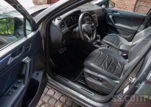 Pelēks Volkswagen Tiguan 2023 Rīga, ar dzinēja tilpumu 2.00 L un nobraukumu 58 tūkst. km par 37000 €, foto 5 vietnē AUTOMOTO.COM.LV
