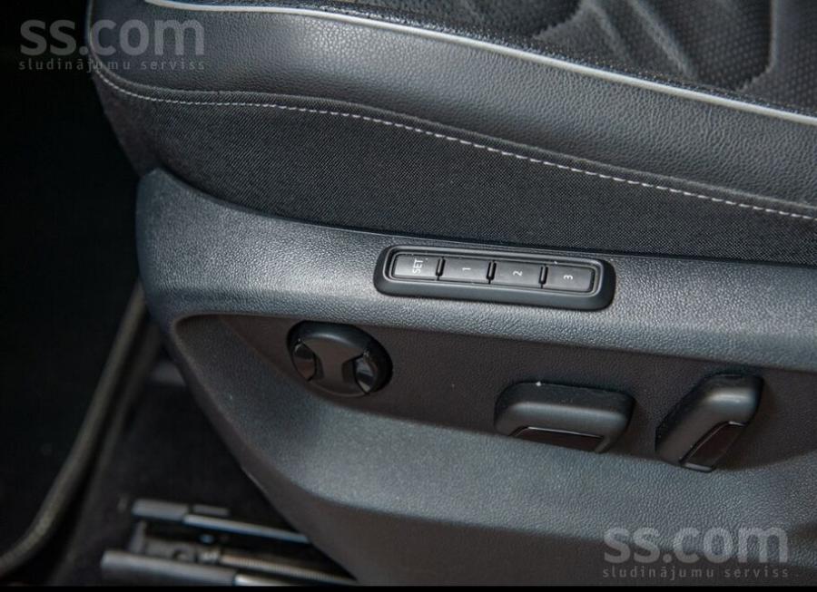 Pelēks Volkswagen Tiguan 2023 Rīga, ar dzinēja tilpumu 2.00 L un nobraukumu 58 tūkst. km par 37000 €, foto 6 vietnē AUTOMOTO.COM.LV