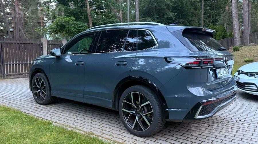 Pelēks Volkswagen Tiguan 2024 Rīga, ar dzinēja tilpumu 1.50 L un nobraukumu 33 tūkst. km par 34000 €, foto 1 vietnē AUTOMOTO.COM.LV