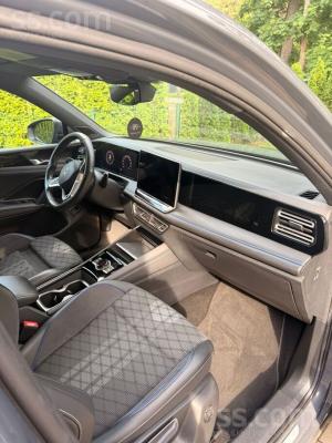 Pelēks Volkswagen Tiguan 2024 Rīga, ar dzinēja tilpumu 1.50 L un nobraukumu 33 tūkst. km par 34000 €, foto 8 vietnē AUTOMOTO.COM.LV