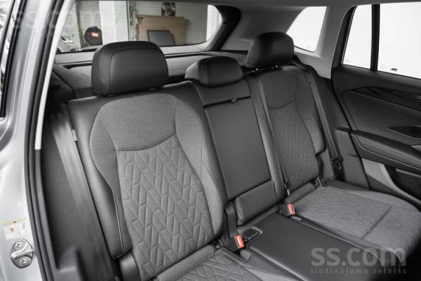 Grey Volkswagen Tiguan 2025 in Riga, with an engine capacity of 1.50 L and mileage of 12 thousand km for 37900 €, photo 8 on AUTOMOTO.COM.LV