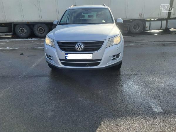 Pelēks Volkswagen Tiguan 2008 Kauņa, ar dzinēja tilpumu 1.40 L un nobraukumu 205 tūkst. km par 4200 €, foto 2 vietnē AUTOMOTO.COM.LV