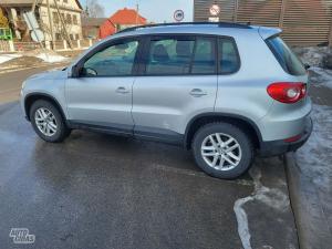 Pelēks Volkswagen Tiguan 2008 Kauņa, ar dzinēja tilpumu 1.40 L un nobraukumu 205 tūkst. km par 4200 €, foto 5 vietnē AUTOMOTO.COM.LV
