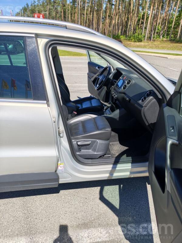 Pelēks Volkswagen Tiguan 2008 Rīga, ar dzinēja tilpumu 2.00 L un nobraukumu 309 tūkst. km par 5300 €, foto 10 vietnē AUTOMOTO.COM.LV