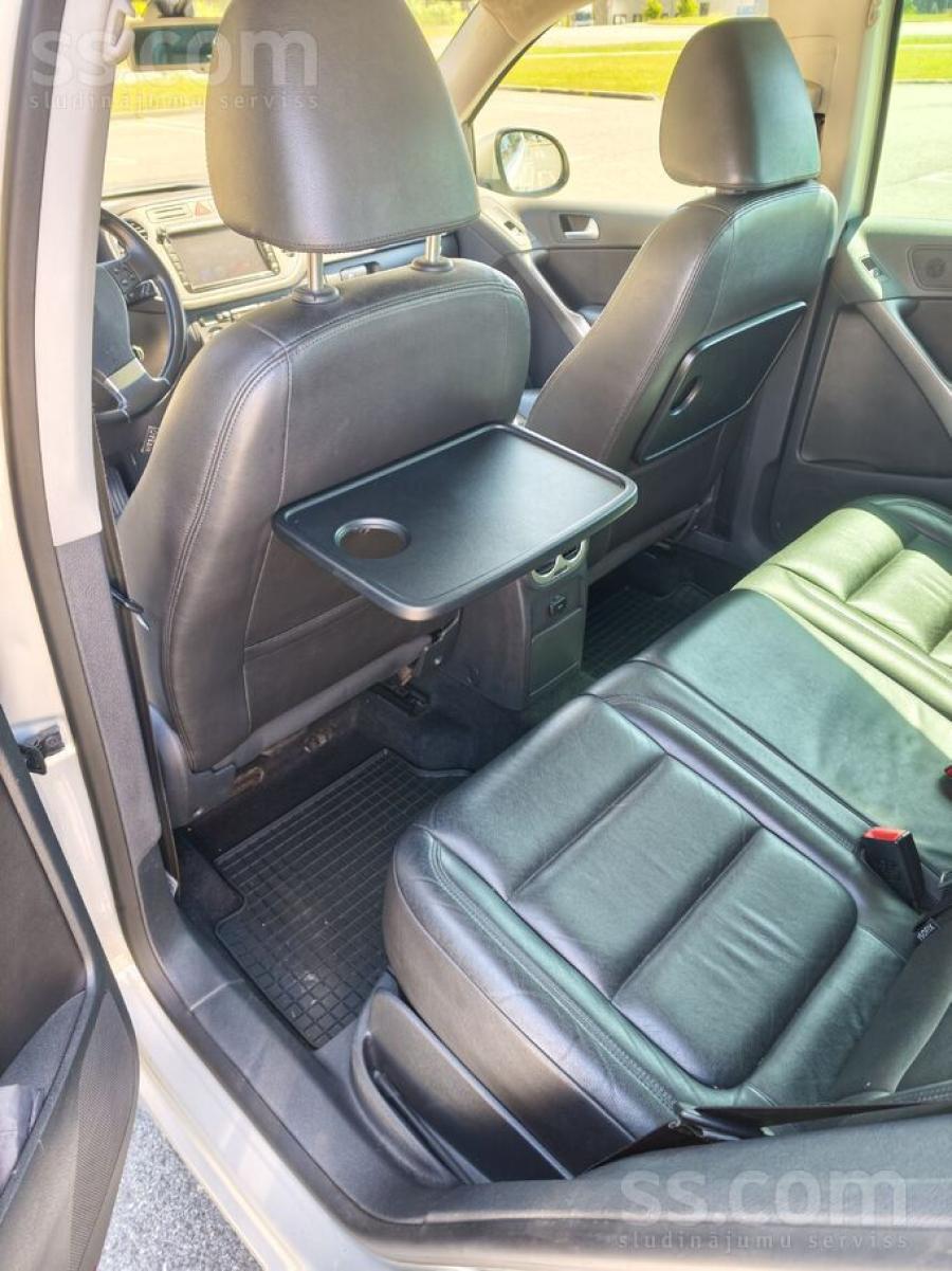 Pelēks Volkswagen Tiguan 2008 Rīga, ar dzinēja tilpumu 2.00 L un nobraukumu 309 tūkst. km par 5300 €, foto 17 vietnē AUTOMOTO.COM.LV