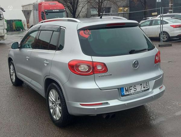 Pelēks Volkswagen Tiguan 2009 Kauņa, ar dzinēja tilpumu 1.98 L un nobraukumu 245 tūkst. km par 7999 €, foto 5 vietnē AUTOMOTO.COM.LV