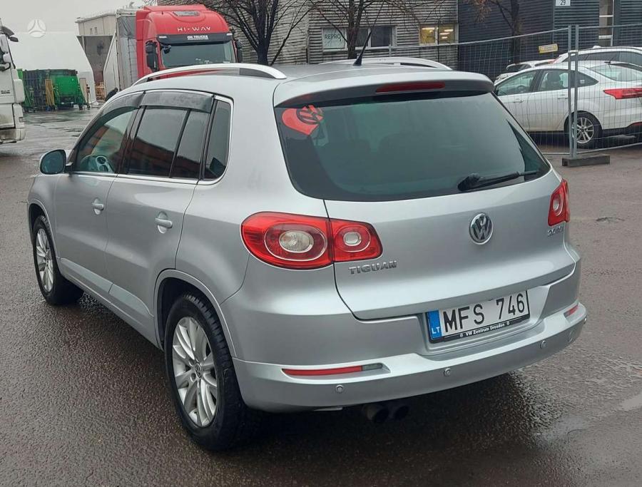 Pelēks Volkswagen Tiguan 2009 Kauņa, ar dzinēja tilpumu 1.98 L un nobraukumu 245 tūkst. km par 7999 €, foto 5 vietnē AUTOMOTO.COM.LV