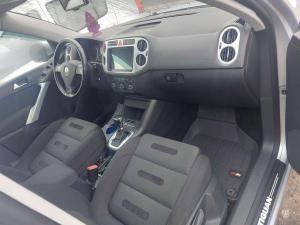 Pelēks Volkswagen Tiguan 2009 Kauņa, ar dzinēja tilpumu 1.98 L un nobraukumu 245 tūkst. km par 7999 €, foto 12 vietnē AUTOMOTO.COM.LV