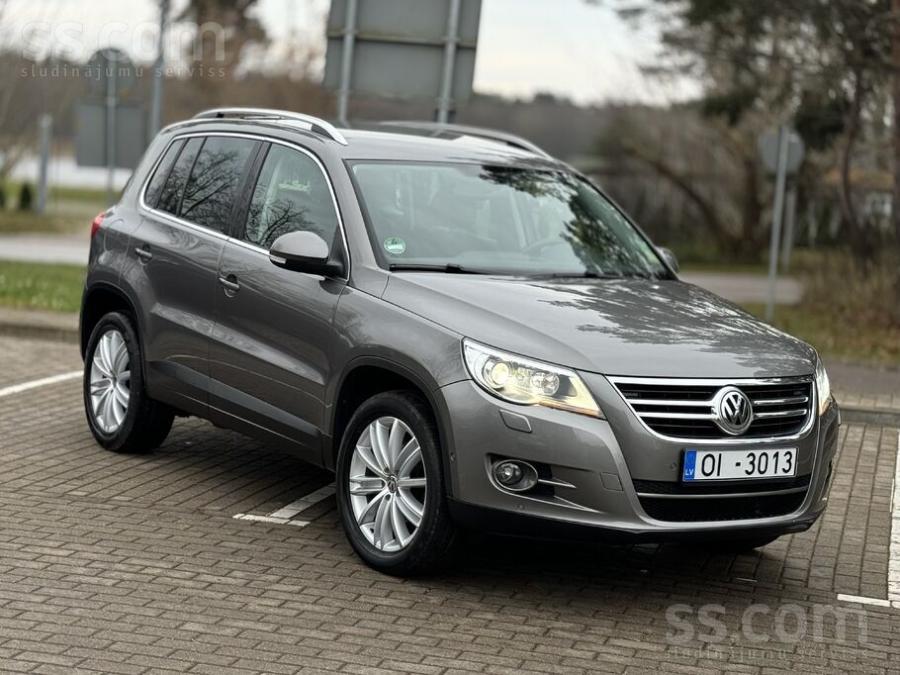 Grey Volkswagen Tiguan 2010 in Jurmala, with an engine capacity of 1.40 L and mileage of 0 thousand km for 7950 €, photo 2 on AUTOMOTO.COM.LV