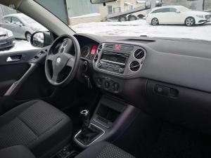 Pelēks Volkswagen Tiguan 2010 Radviliškis, ar dzinēja tilpumu 1.40 L un nobraukumu 229 tūkst. km par 5350 €, foto 14 vietnē AUTOMOTO.COM.LV