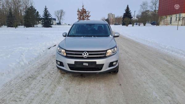 Pelēks Volkswagen Tiguan 2012 Kėdainiai, ar dzinēja tilpumu 1.40 L un nobraukumu 208 tūkst. km par 6500 €, foto 10 vietnē AUTOMOTO.COM.LV