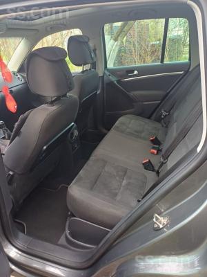 Pelēks Volkswagen Tiguan 2012 Ogre, ar dzinēja tilpumu 2.00 L un nobraukumu 220 tūkst. km par 8950 €, foto 9 vietnē AUTOMOTO.COM.LV