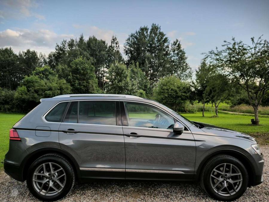 Pelēks Volkswagen Tiguan 2016 Trakai, ar dzinēja tilpumu 2.00 L un nobraukumu 323 tūkst. km par 12490 €, foto 13 vietnē AUTOMOTO.COM.LV