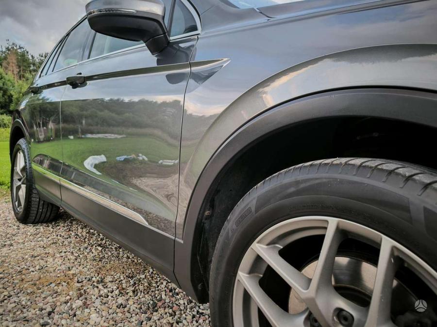 Pelēks Volkswagen Tiguan 2016 Trakai, ar dzinēja tilpumu 2.00 L un nobraukumu 323 tūkst. km par 12490 €, foto 19 vietnē AUTOMOTO.COM.LV