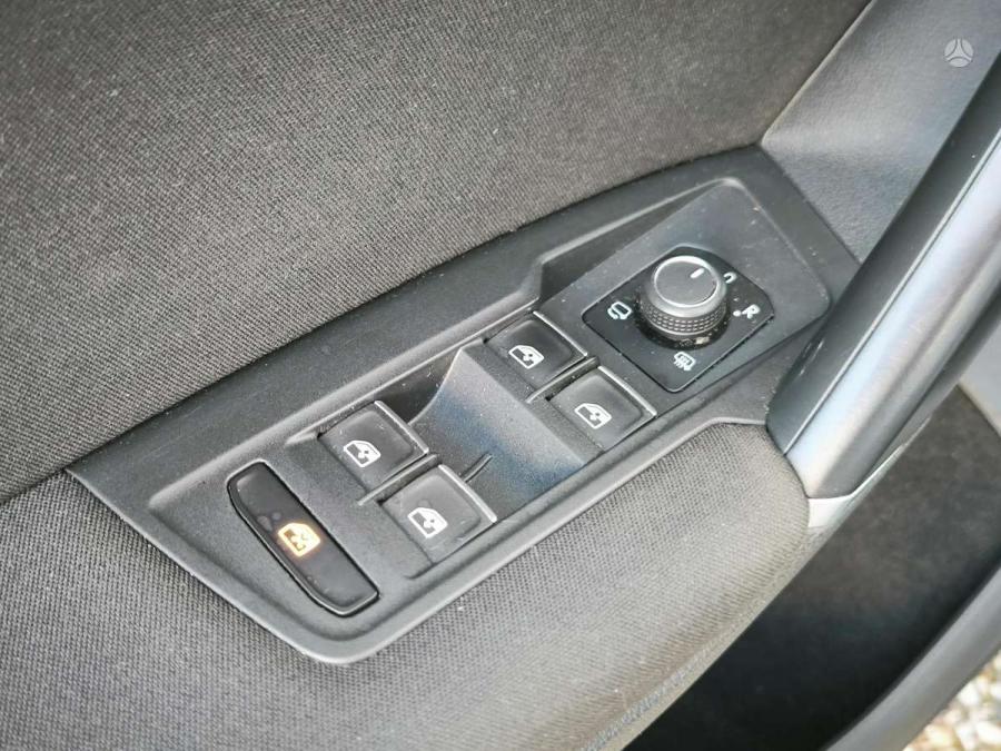 Pelēks Volkswagen Tiguan 2016 Trakai, ar dzinēja tilpumu 2.00 L un nobraukumu 323 tūkst. km par 12490 €, foto 32 vietnē AUTOMOTO.COM.LV