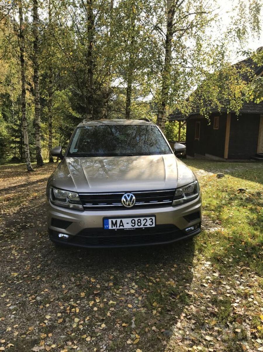 Pelēks Volkswagen Tiguan 2019 Rīga, ar dzinēja tilpumu 2.00 L un nobraukumu 58 tūkst. km par 18000 €, foto 1 vietnē AUTOMOTO.COM.LV