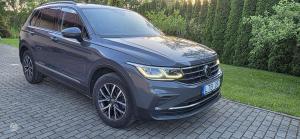 Grey Volkswagen Tiguan 2021 in Taurage, with an engine capacity of 1.50 L and mileage of 76 thousand km for 22000 €, photo 7 on AUTOMOTO.COM.LV