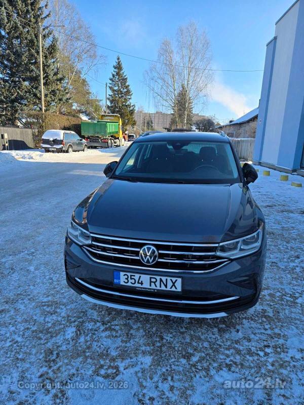 Pelēks Volkswagen Tiguan 2021 Tallina, ar dzinēja tilpumu 2.00 L un nobraukumu 75 tūkst. km par 29000 €, foto 3 vietnē AUTOMOTO.COM.LV