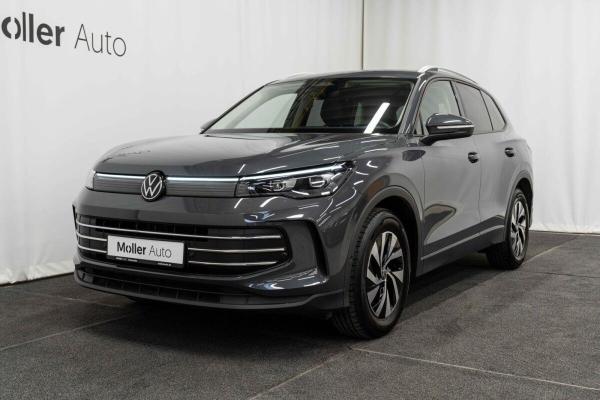 Grey Volkswagen Tiguan 2024 in Tallinn, with an engine capacity of 1.50 L and mileage of 33 thousand km for 29500 €, photo 1 on AUTOMOTO.COM.LV
