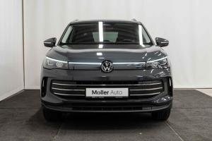 Grey Volkswagen Tiguan 2024 in Tallinn, with an engine capacity of 1.50 L and mileage of 33 thousand km for 29500 €, photo 3 on AUTOMOTO.COM.LV