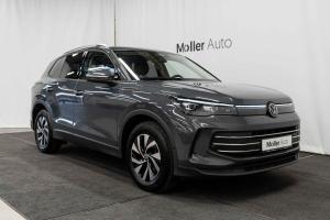 Grey Volkswagen Tiguan 2024 in Tallinn, with an engine capacity of 1.50 L and mileage of 33 thousand km for 29500 €, photo 7 on AUTOMOTO.COM.LV