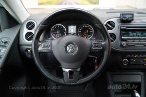 Pelēks Volkswagen Tiguan 2012 Tallina, ar dzinēja tilpumu 2.00 L un nobraukumu 0 tūkst. km par 14900 €, foto 14 vietnē AUTOMOTO.COM.LV