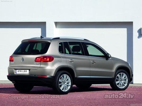 Grey Volkswagen Tiguan 2012 in Tallinn, with an engine capacity of 2.00 L and mileage of 370 thousand km for 7200 €, photo 3 on AUTOMOTO.COM.LV